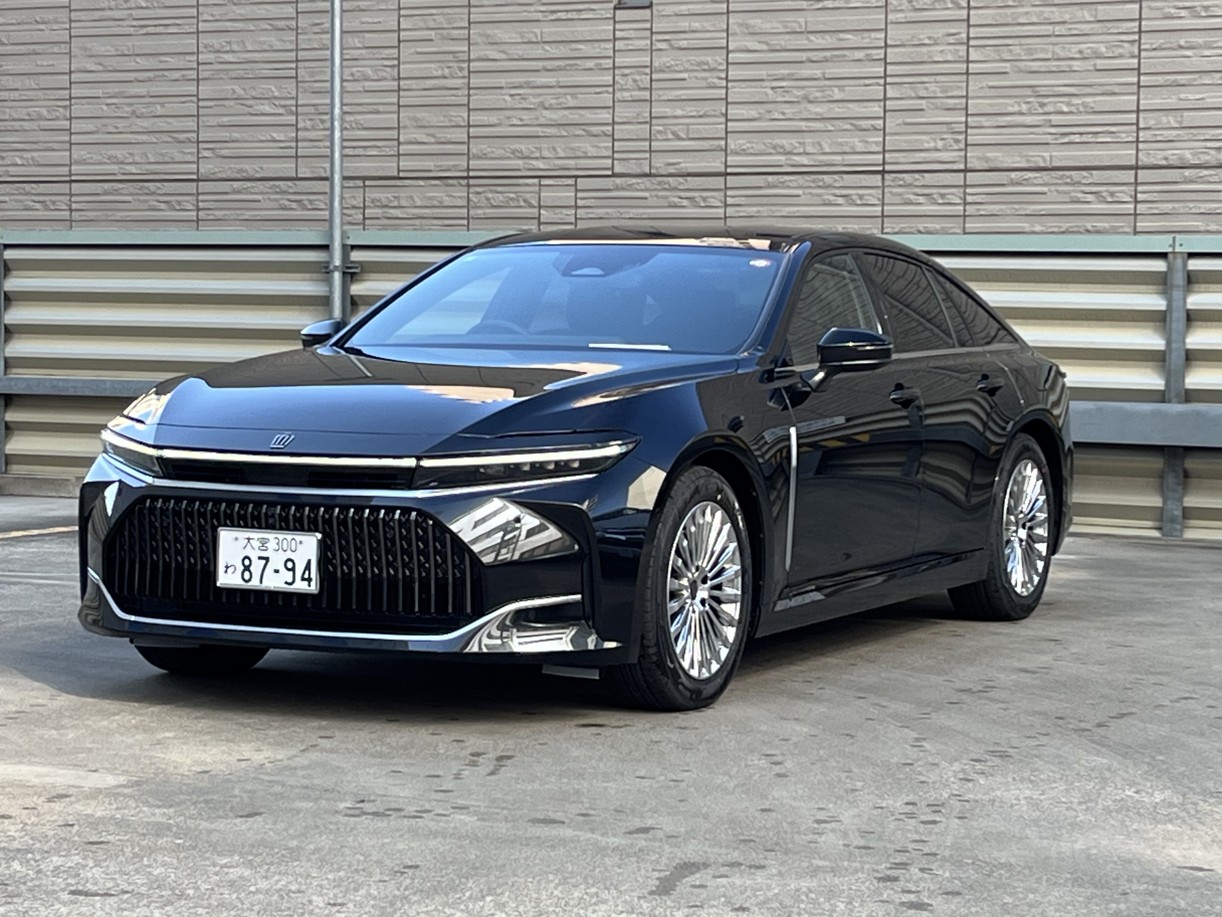 クラウンHEVセダン(2024モデル) | 乗用車 | 料金・車種一覧 | レンタカーTOP｜レンタカー・リースのトヨタレンタリース埼玉